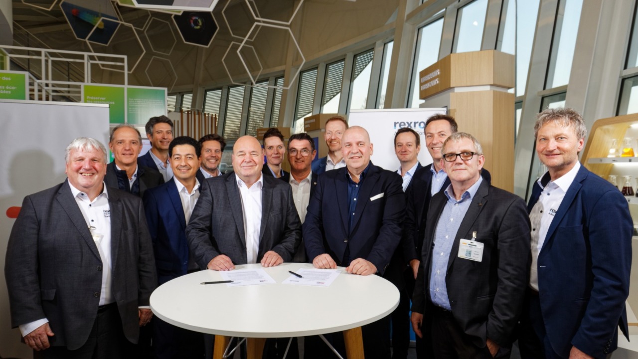 Bosch Rexroth and TotalEnergies want to advance sustainable hydraulic ...