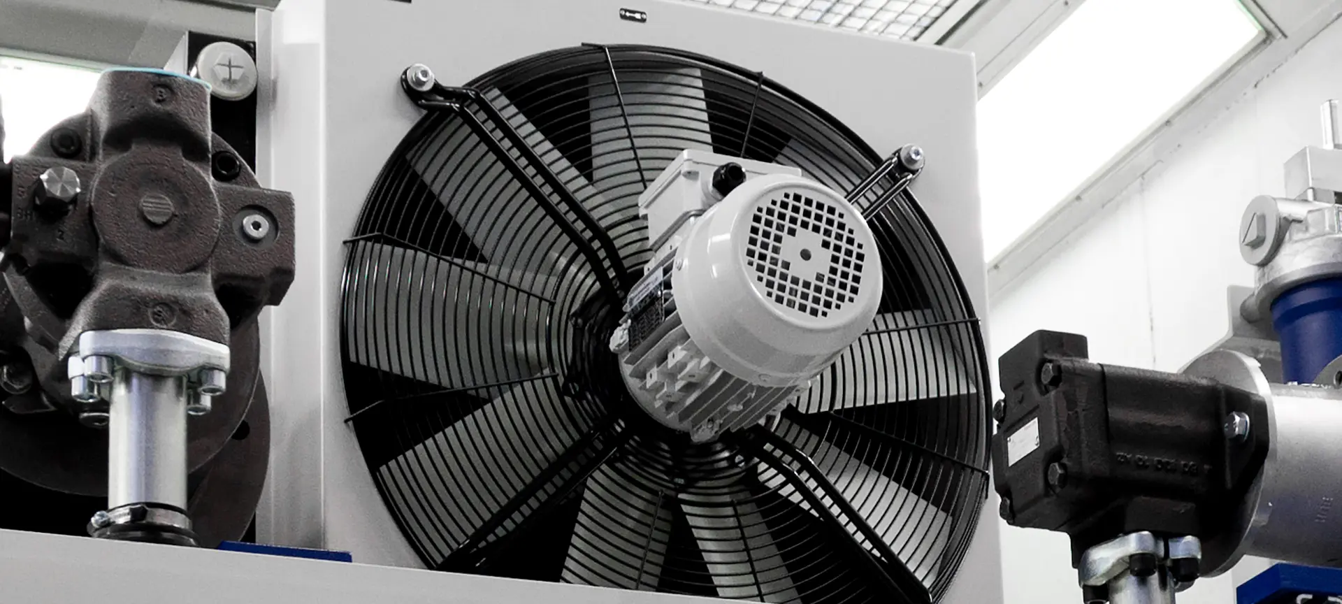 Cooling and heating elements | Bosch Rexroth Spain